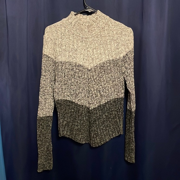 Sweaters | Gray And Black Sweater | Poshmark